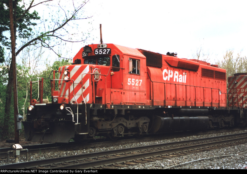 CP SD40 #5527 - Canadian Pacific